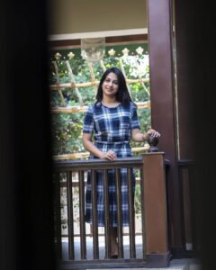 Poorva Gokhale Age, Husband, Height, Wiki, Biography, and More ...