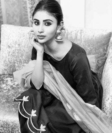 Mouni Roy Age, Height, Husband, Boyfriend, Biography, and More ...