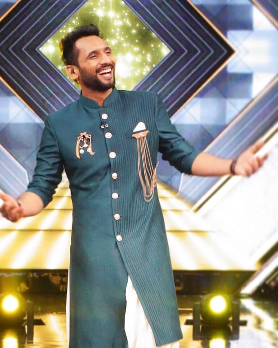 Punit Pathak Age, Height, Wife, Girlfriend, Biography, and More ...