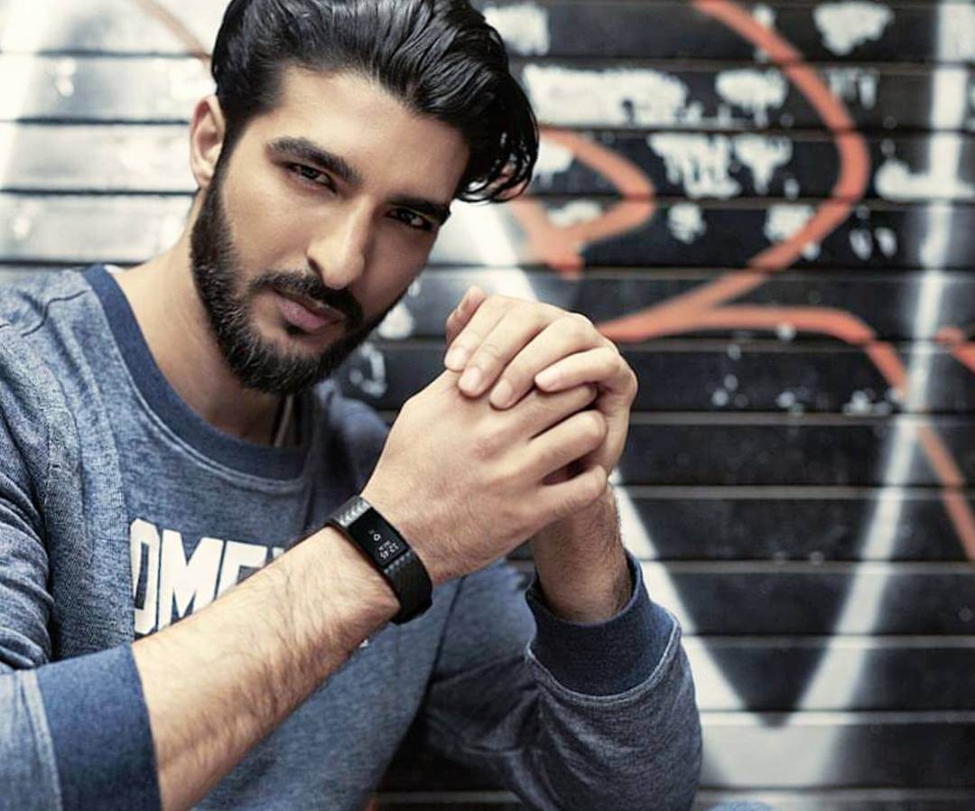 Rohman Shawl Age, Wife, Height, Girlfriend, Religion, Movies, Biography ...