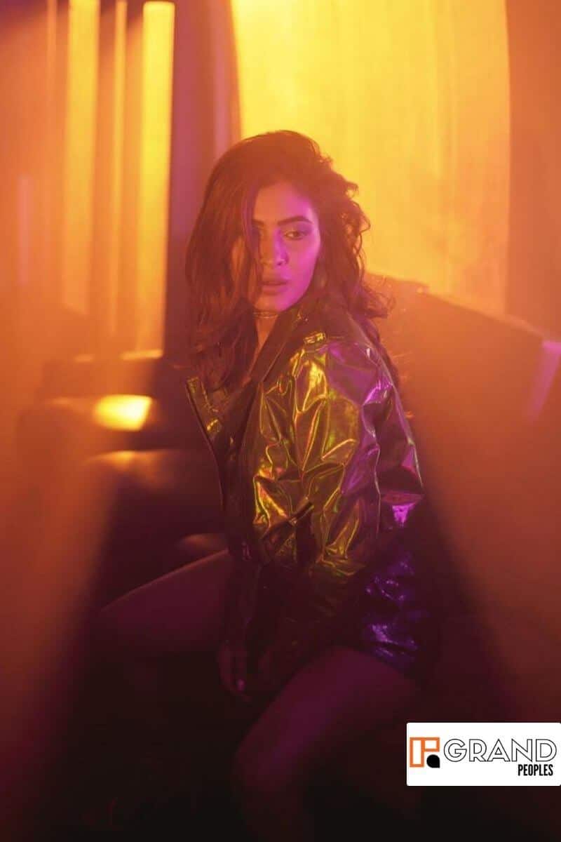 Karishma Sharma Age, Height, Boyfriend, Wiki, Biography, and More ...