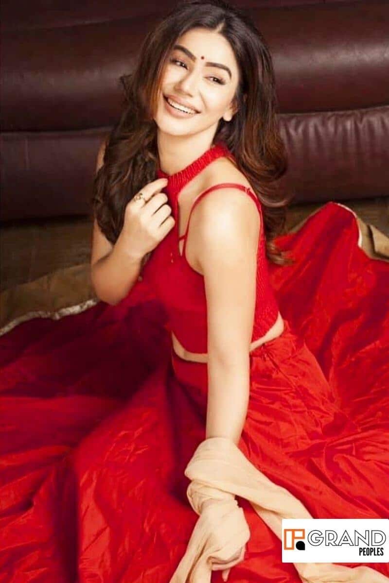 Kangna Sharma Age, Height, Husband, Wiki, Biography, and More ...