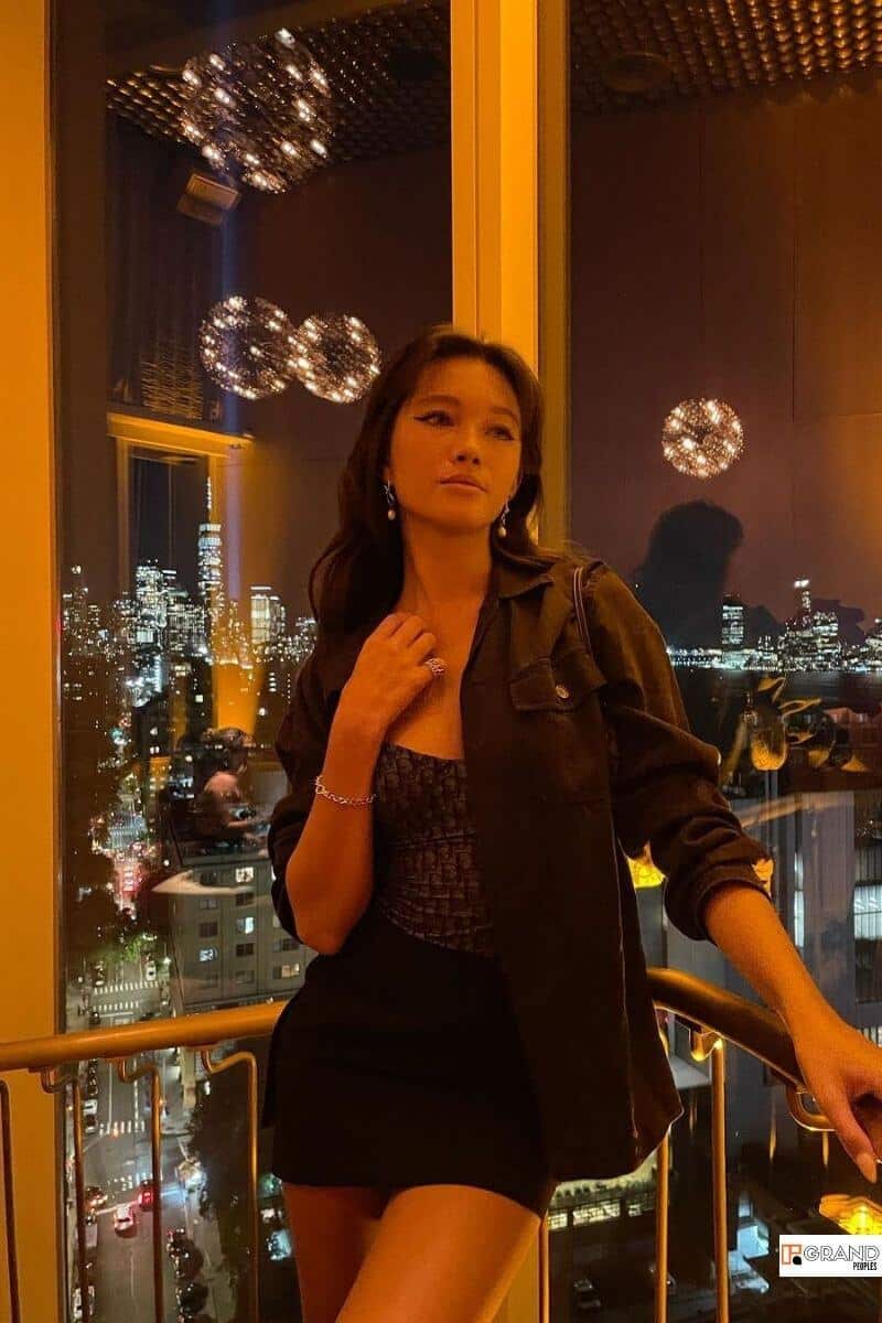 Lily Chee Age, Height, Boyfriend, Net Worth, Biography, Wiki, and More ...