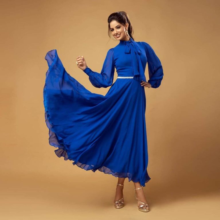 Harnaaz Sandhu Age, Height, Birth Date, Parents, Biography, Wiki, and ...