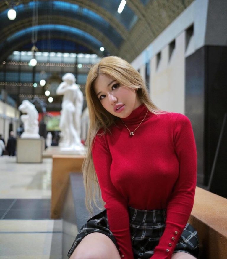 Siew Pui Yi Age, Height, Net Worth, Boyfriend, Biography, Wiki, and ...