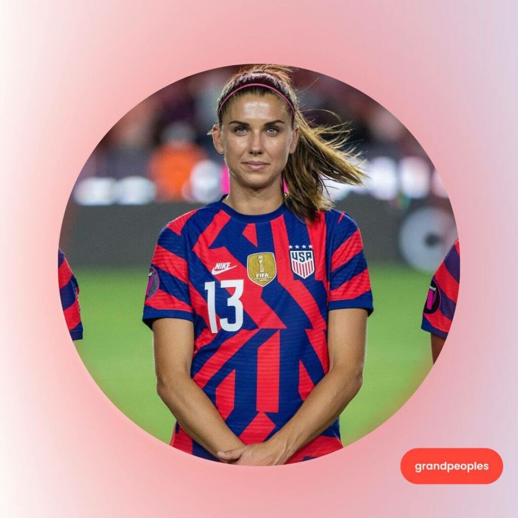 The 25 Most Beautiful Female Athletes of all time - GrandPeoples